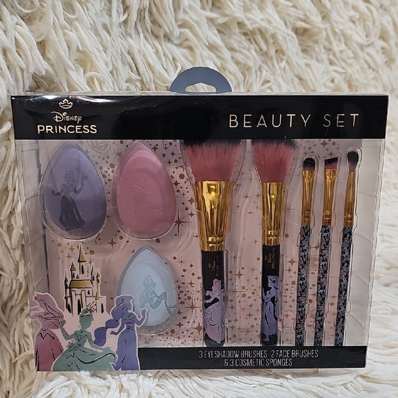 Disney | Makeup | Disney Princess Beauty Set With Brushes And Sponges ...